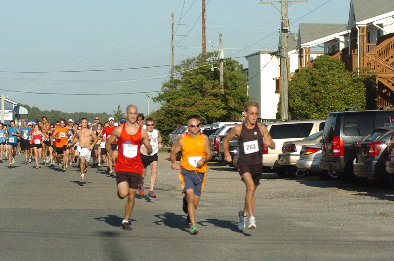 Vilardo stretches on the street then runs on the road | Cape Gazette