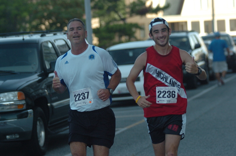 Dan DeWitt, former Lehigh star, wins JJ 5K in cruising time of 16:24 ...