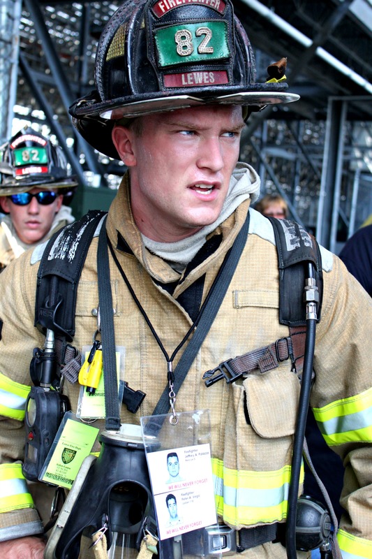 Lewes firefighters take part in memorial climb | Cape Gazette