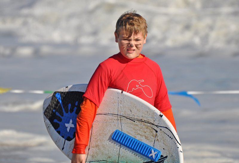 Skimmers brave the cold for Sea Witch Skim Fest | Cape Gazette
