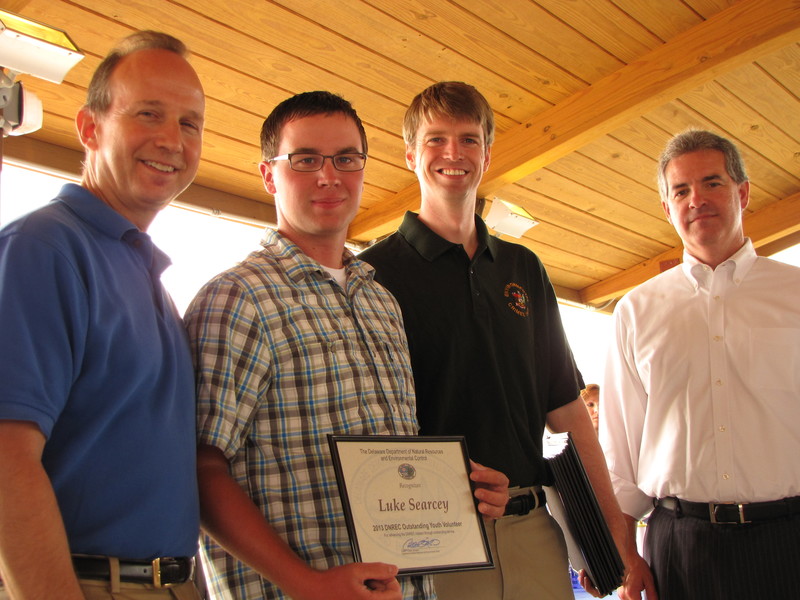 Gov. Jack Markell honors DNREC’s Outstanding Volunteers at State Fair ...