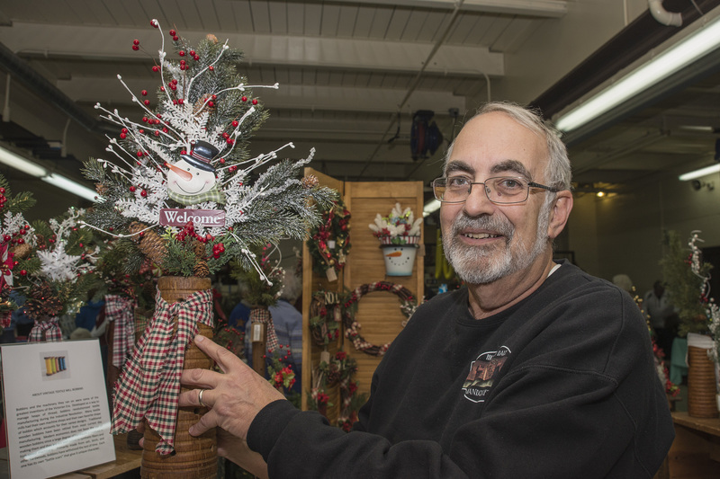 Milton's holly heritage celebrated with a festival | Cape Gazette