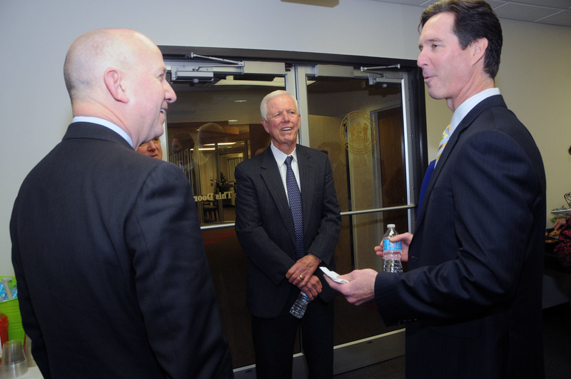 Ken Simpler sworn in as treasurer | Cape Gazette