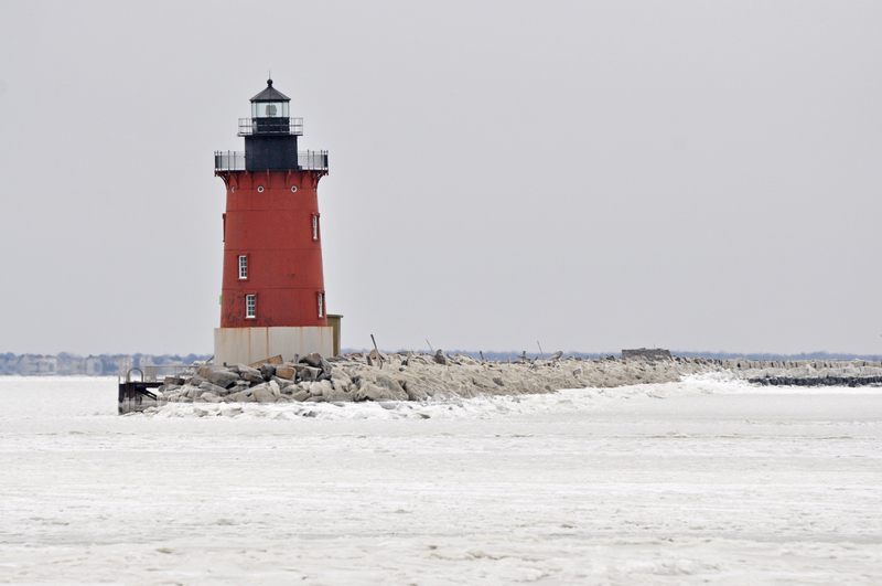 Cold snap freezes over Delaware Bay | Cape Gazette