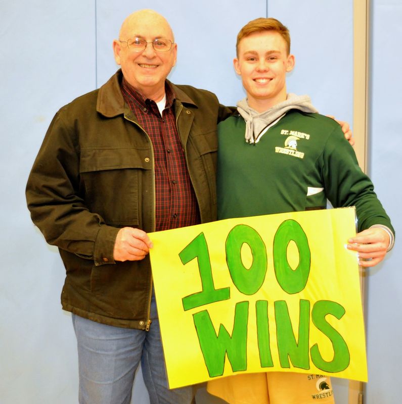 Gramps and the Grappler celebrate 100 victories | Cape Gazette