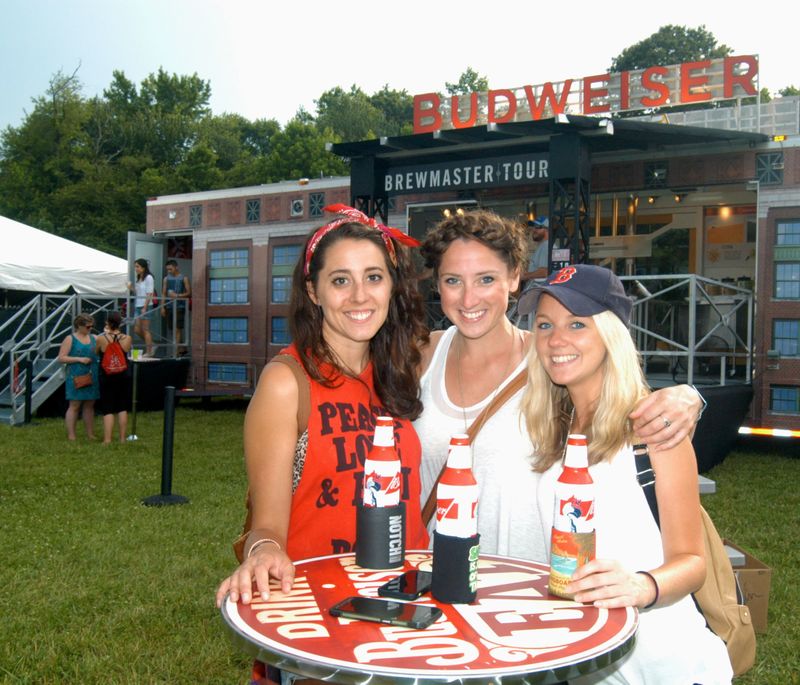 Firefly fans happy as pigs in mud, literally | Cape Gazette