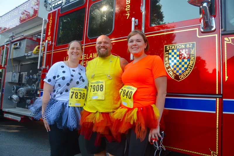 Lewes auxiliary throws party for runners | Cape Gazette