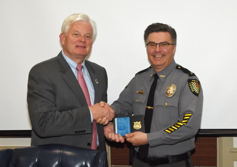 Lewes council honors outgoing Police Chief Jeffrey Horvath | Cape Gazette