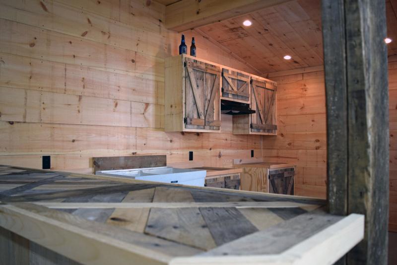 Jason Bragg: Milton resident finds the art in carpentry | Cape Gazette