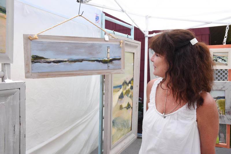 St. Peter’s Art Show draws big crowd | Cape Gazette