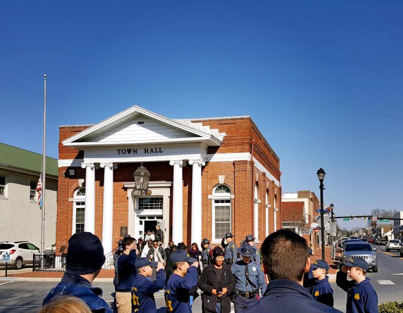 600 honor fallen correction officer | Cape Gazette