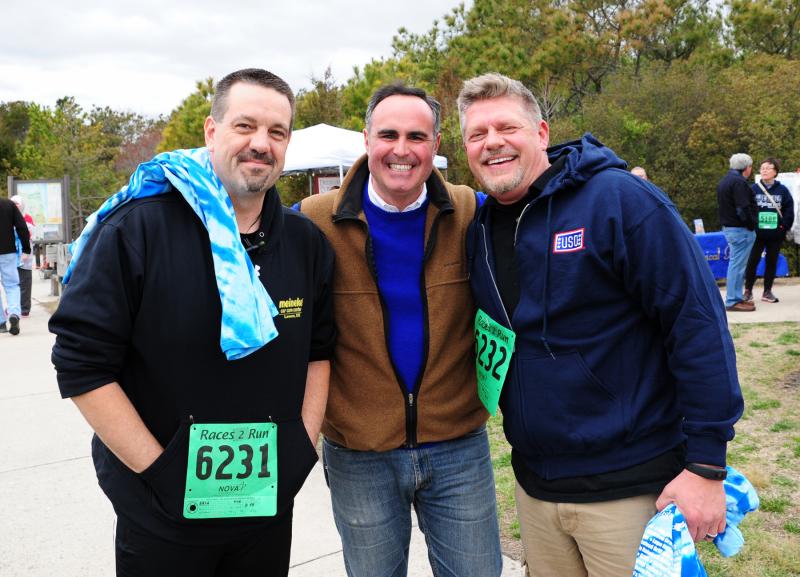 Tie Dye 5K raises funds for public radio | Cape Gazette