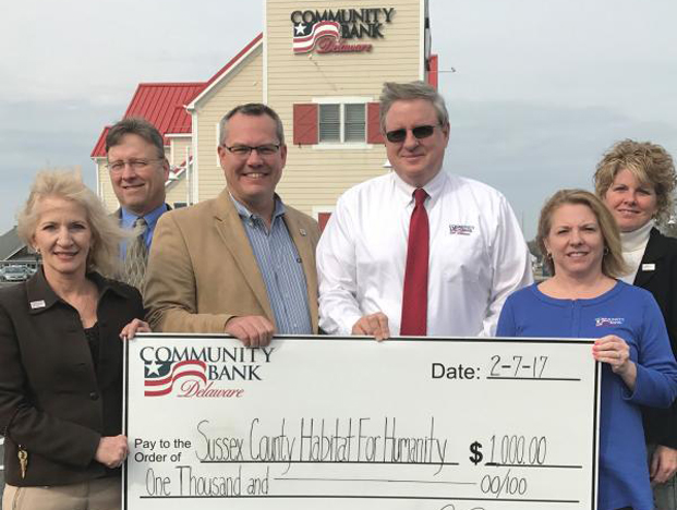 Community Bank donates to Habitat ReStore | Cape Gazette