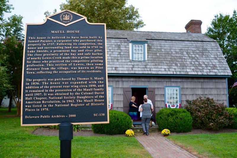 Local DAR chapter pays tribute to Col. David Hall | Cape Gazette