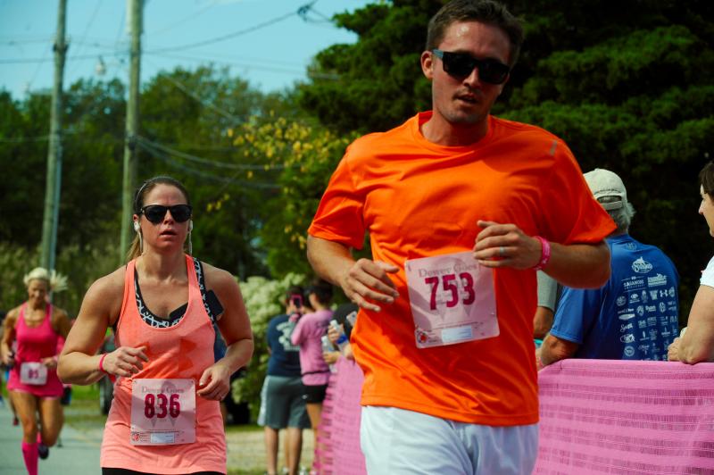 Dewey Goes Pink 5K race was red hot for 11 a.m. start | Cape Gazette