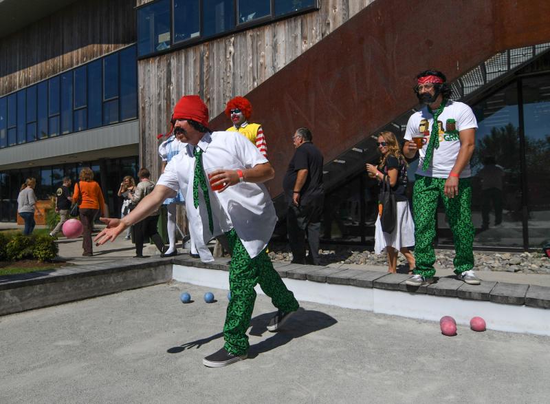 Beer & Bocce go together at Dogfish | Cape Gazette