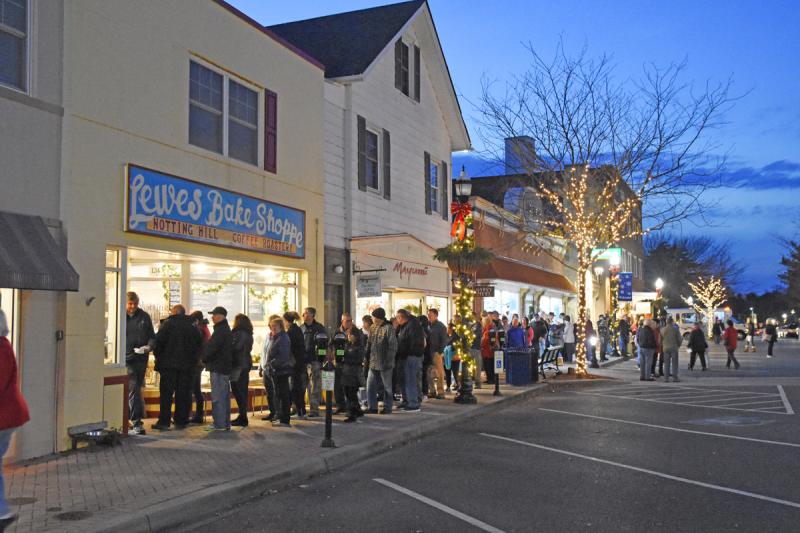 Merchants’ Hospitality Night kicks off holiday weekend in Lewes | Cape ...