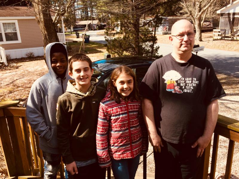 Rehoboth Elementary students lend a hand to local veteran | Cape Gazette