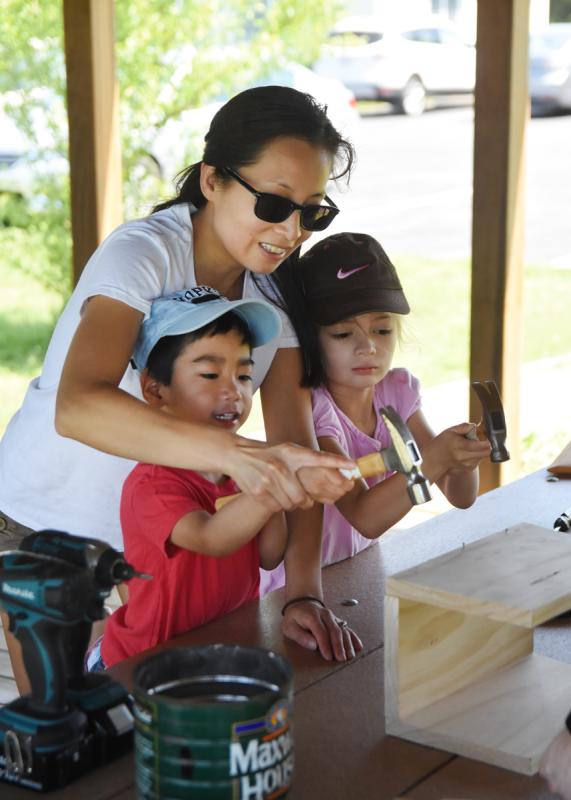 Perfect day for Horseshoe Crab and Shorebird Festival in Milton | Cape ...