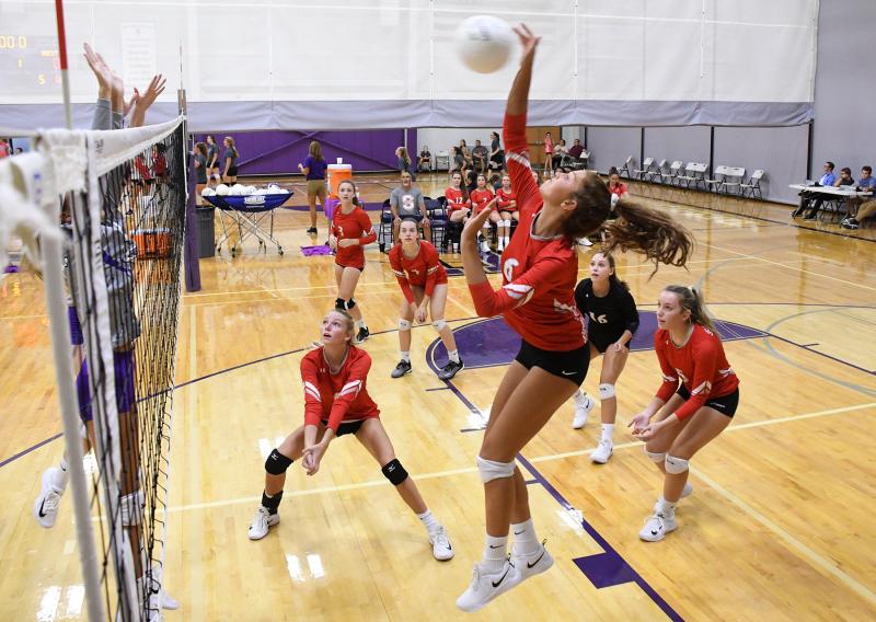 Royals volleyball takes on Smyrna in scrimmage | Cape Gazette