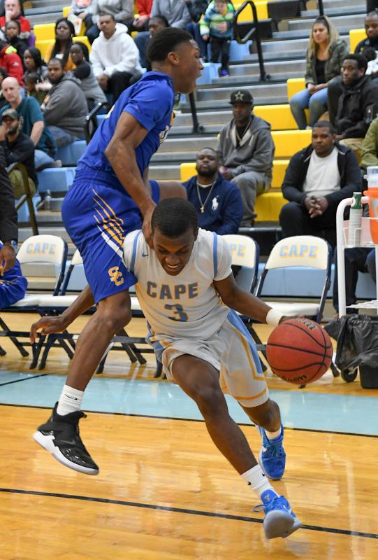 Cape boys’ basketball lives by the three in 52-50 win over Central ...