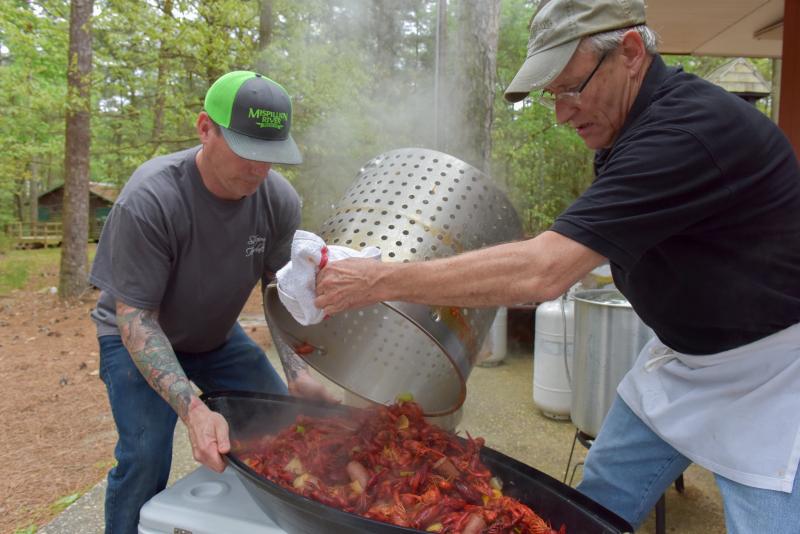 Po’ Boys raises nearly $7,500 for Surfgimp Foundation | Cape Gazette