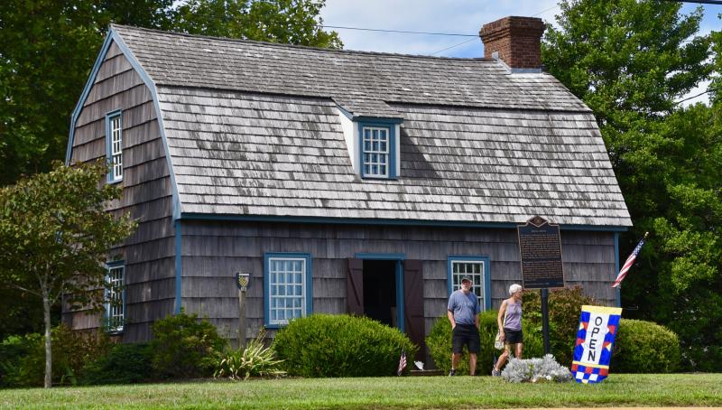 Col. David Hall DAR Chapter shows off prize-winning quilt | Cape Gazette