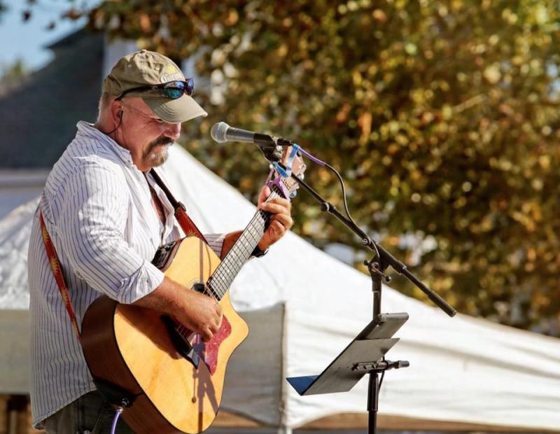 Captain Mike: Acoustic Classics on Saturday | Cape Gazette