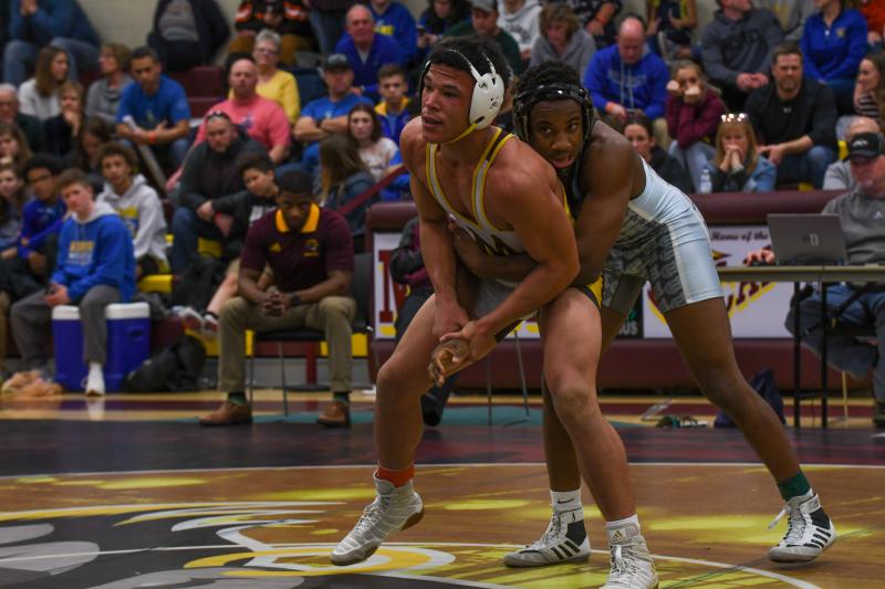 Cape’s Andre Currie wins 170-pound Henlopen Conference title | Cape Gazette