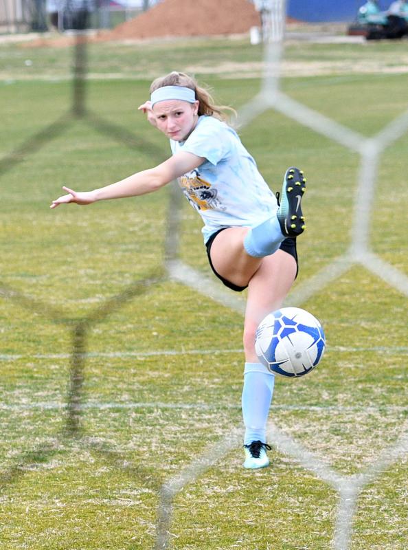 Cape girls’ soccer boots into 2020 | Cape Gazette