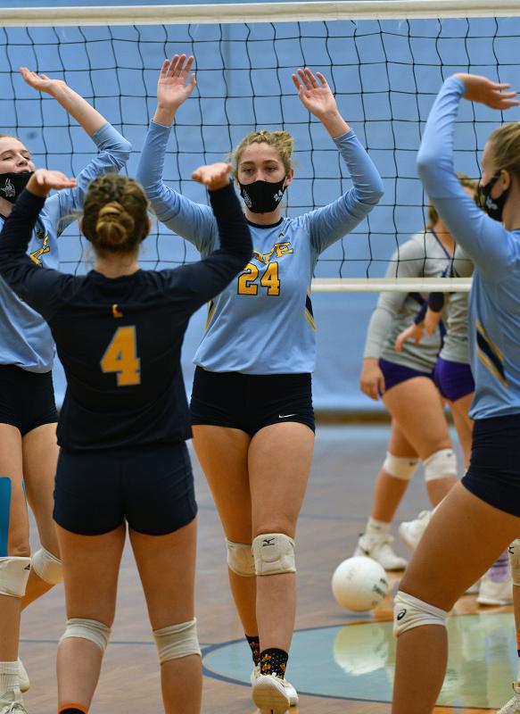 Cape volleyball defeats Royals in close match | Cape Gazette