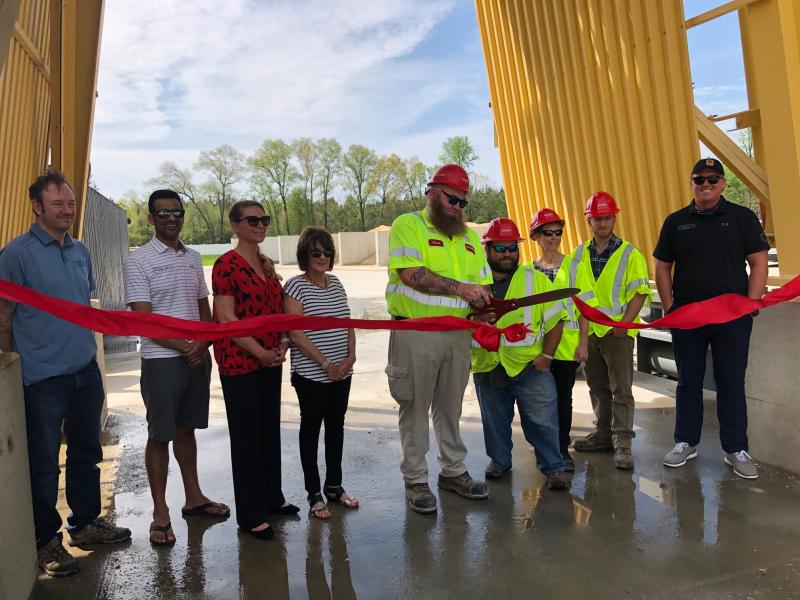 Chaney Enterprises cuts ribbon on new facility | Cape Gazette