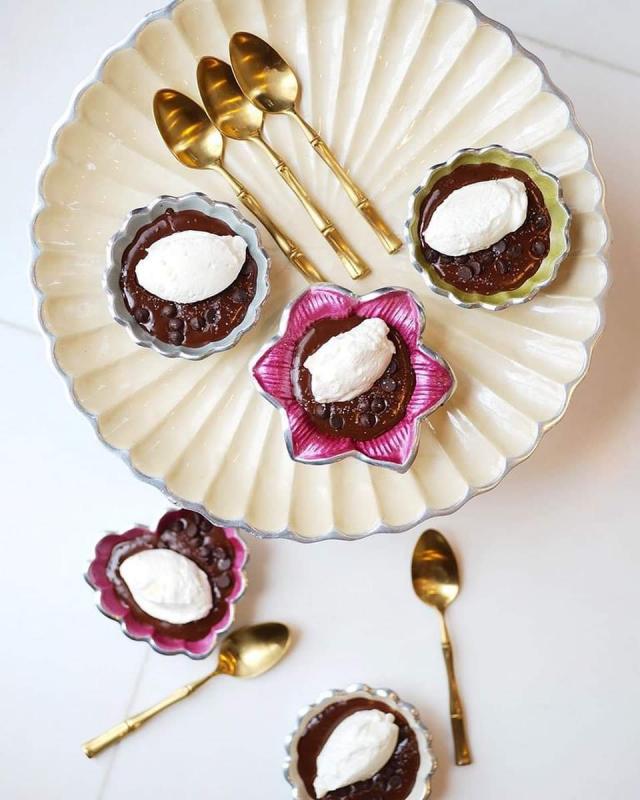 Julia Knight Collection | Cape Gazette