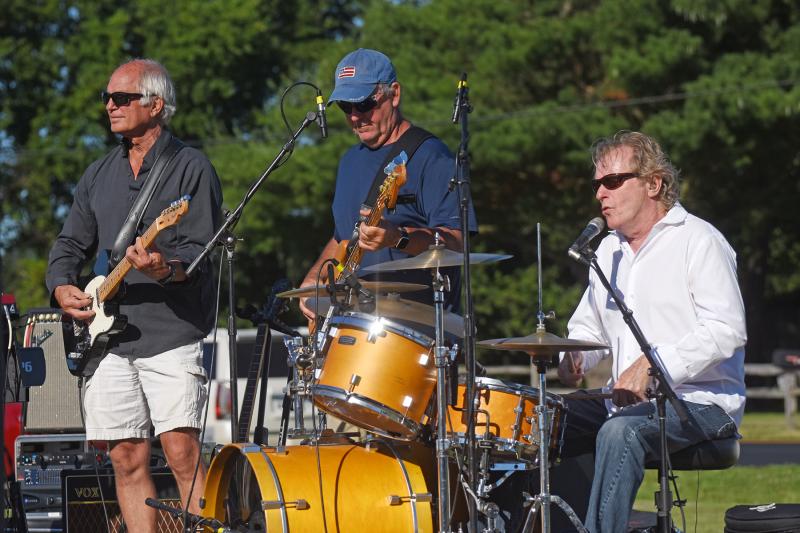 Revelation Beer Garden supports Cape Community Fund | Cape Gazette