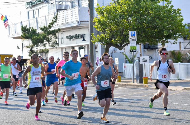 Brian and Jenna Louis win Race for the Ribbon 5K | Cape Gazette