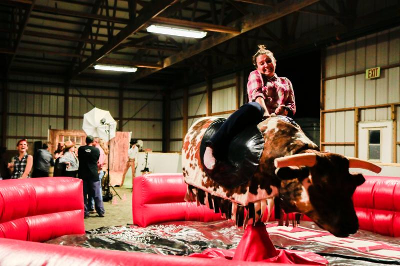 Southern Delaware Therapeutic Riding hosts annual barn dance | Cape Gazette