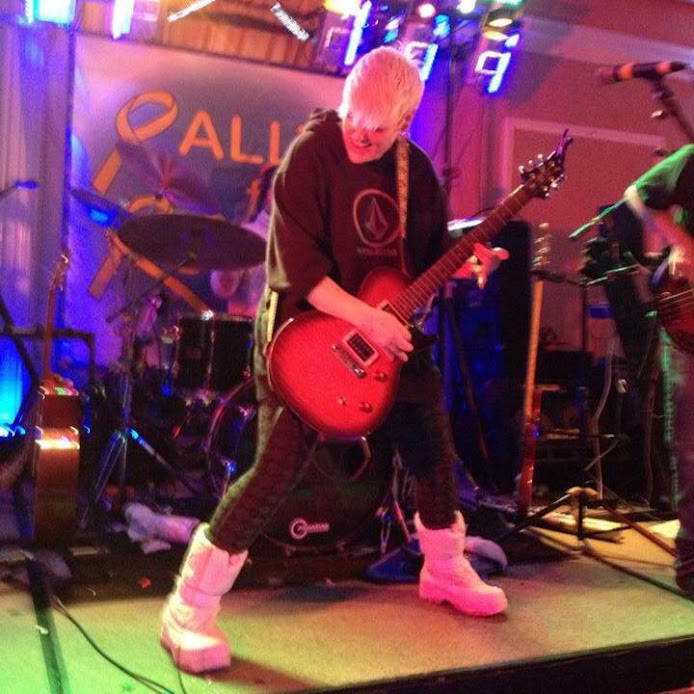 Laura Lea performs weekly in the Cape Region | Cape Gazette