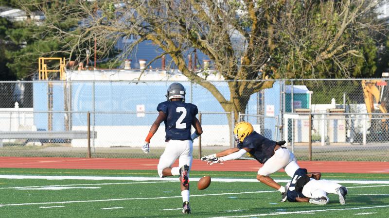 Football’s long preseason transitions into short game week | Cape Gazette