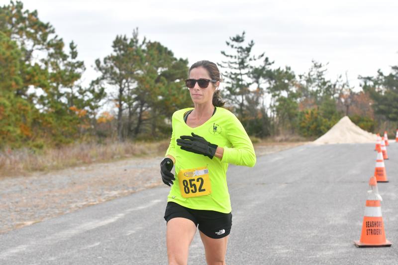 500 runners from 9 to 90 race over Halloween weekend | Cape Gazette