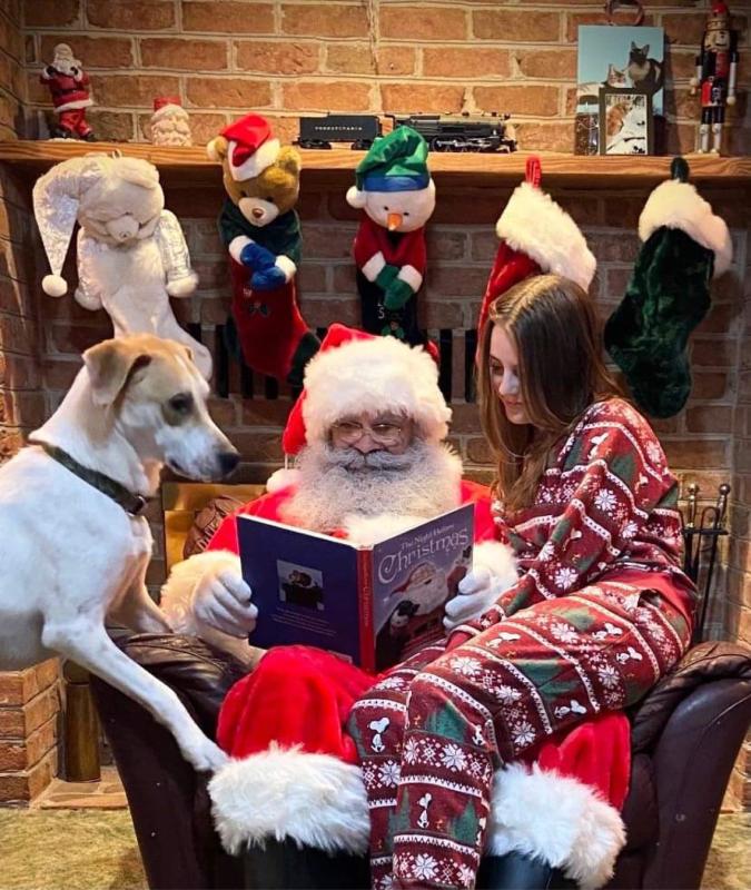 Can Dogs Take Pictures With Santa At Bass Pro