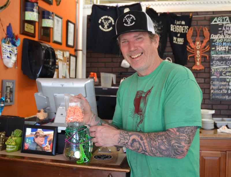 Mike Clampitt is Milton's king of Fat Tuesday king cakes | Cape Gazette