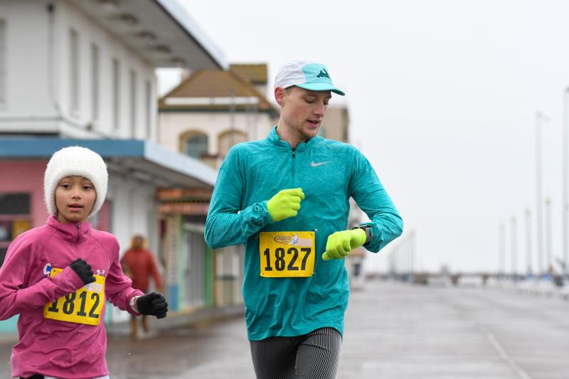 Love of running motivates athletes enduring harsh conditions | Cape Gazette