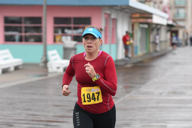 Love of running motivates athletes enduring harsh conditions | Cape Gazette