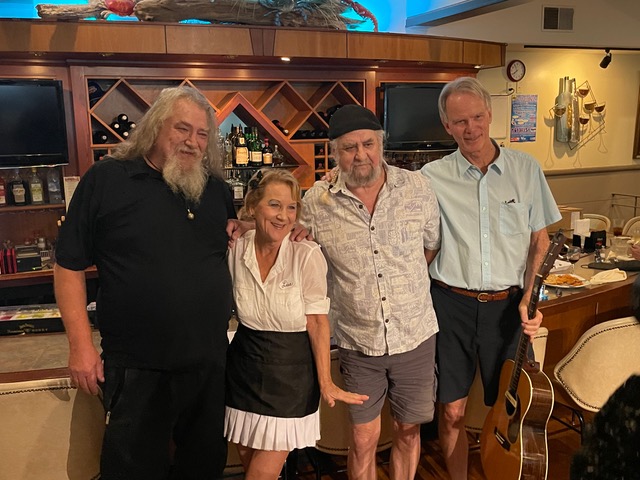 Writer Lisa Graff sets show with local musicians Feb. 28 | Cape Gazette