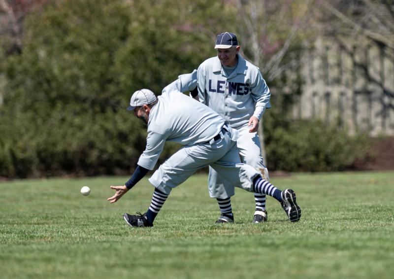 Lewes Base Ball Club splits opening series with Elkton 1-1 | Cape Gazette