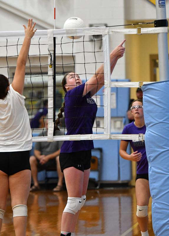 Cape volleyball hosts 10-team play day | Cape Gazette