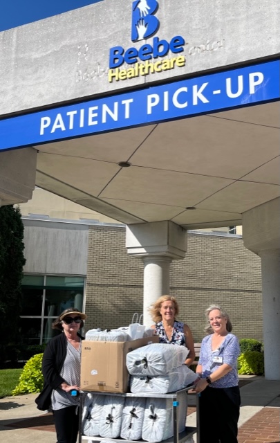 Lewes Crossing neighbors donate for Beebe pediatric patients | Cape Gazette