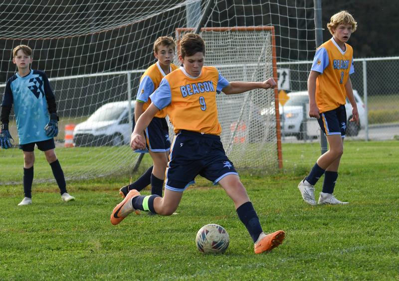 Beacon soccer falls to the Knights | Cape Gazette