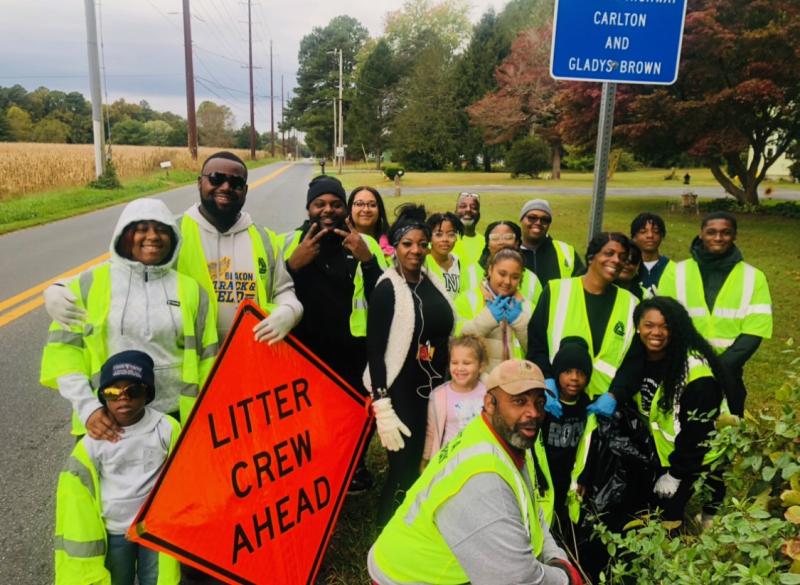 Brittingham Family gathers for Kendale Road cleanup | Cape Gazette