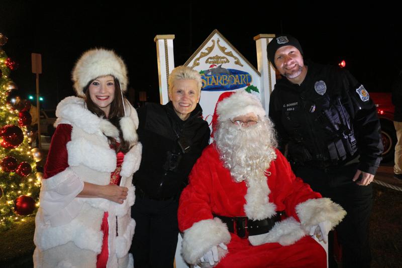 Merry-makers flock to Dewey tree lighting | Cape Gazette